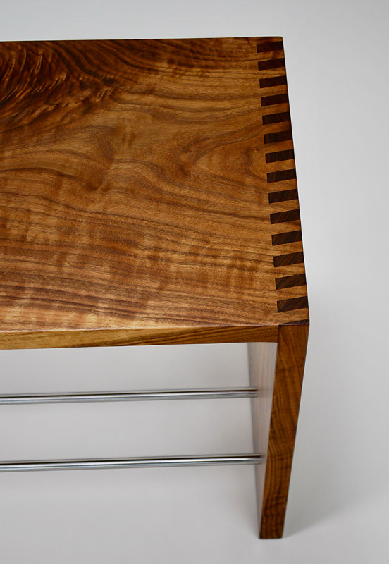 Angle Fingerjoint Bench Large - Madera Fina Studio Furniture