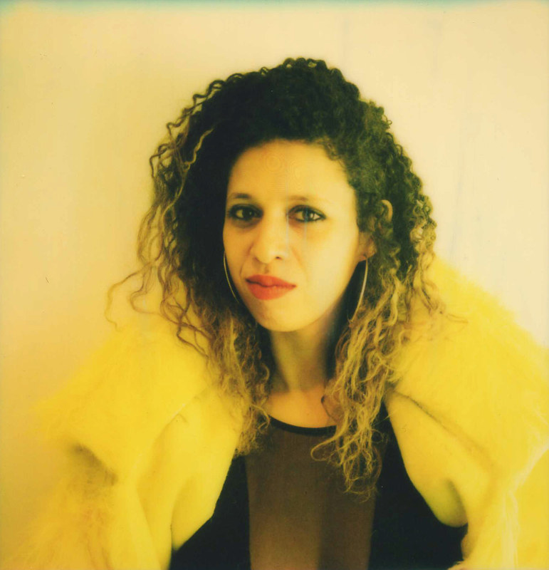 La Bronze - SARAH SEENÉ