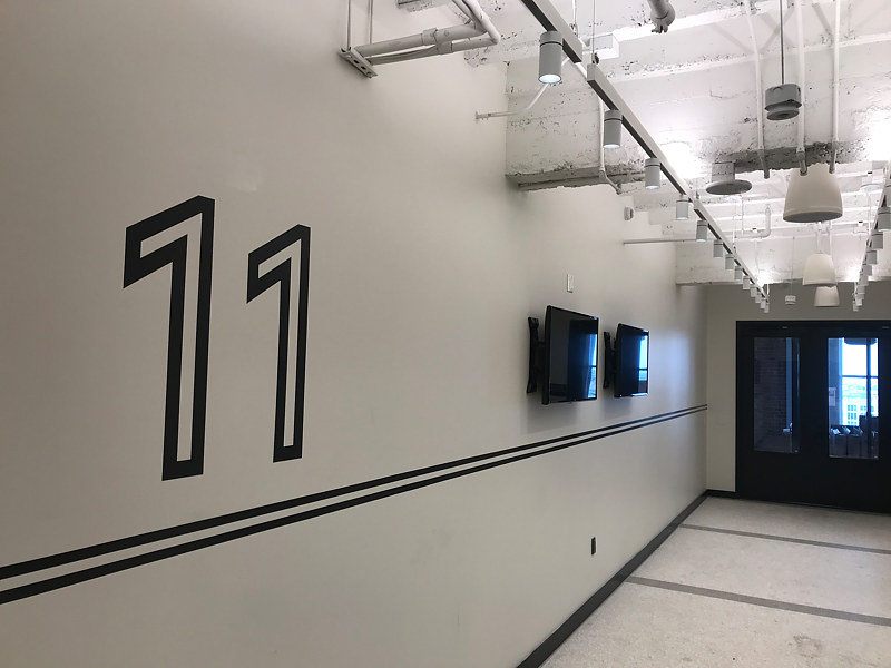 Floor numbers 11 - Robert Milling Studios