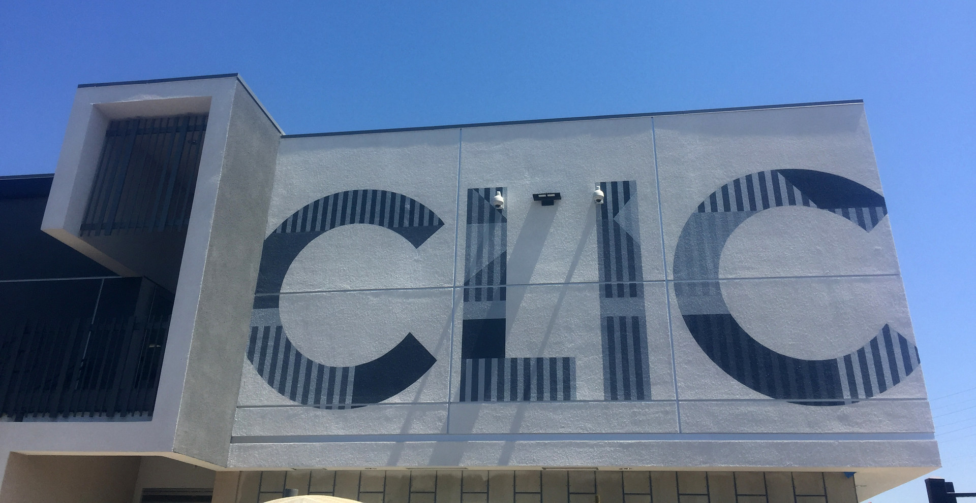 Charter School Alley Mural - Robert Milling Studios