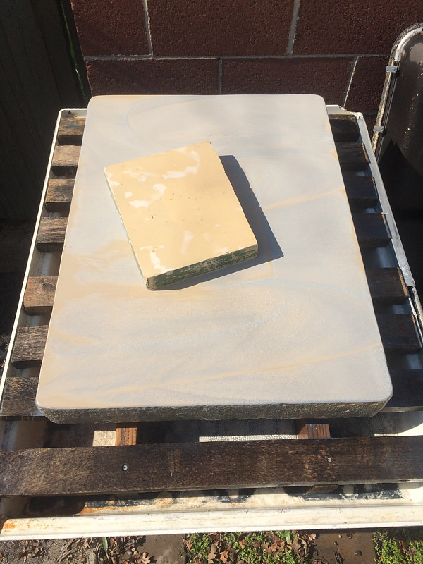 Graining the lithographic limestone - RANGEL STUDIO