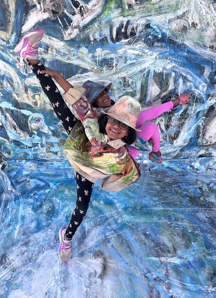 Loading... - Jonathan Hertzel - Artist.