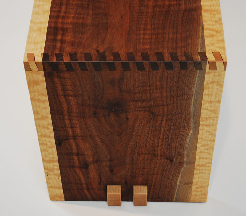 Angle Fingerjoint Bench - Madera Fina Studio Furniture